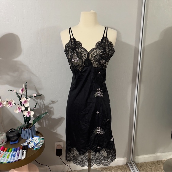Vintage | Intimates & Sleepwear | Vintage 8s Vassarette Designer Line ...